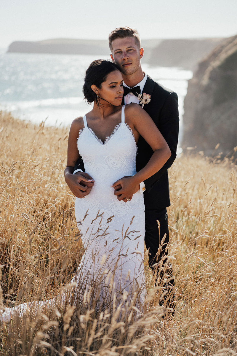 GRACE-Braut Chloe im Clo-Kleid – Grace Loves Lace EU