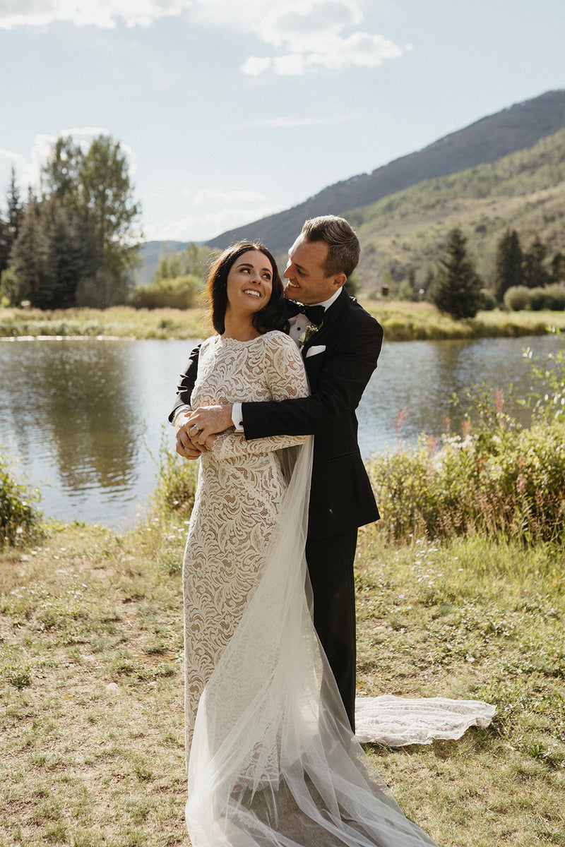 GRACE Bride Kayla in the Orla Gown – Grace Loves Lace EU